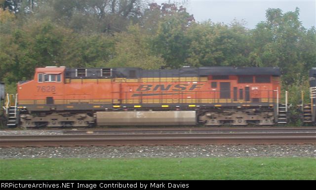 BNSF 7628